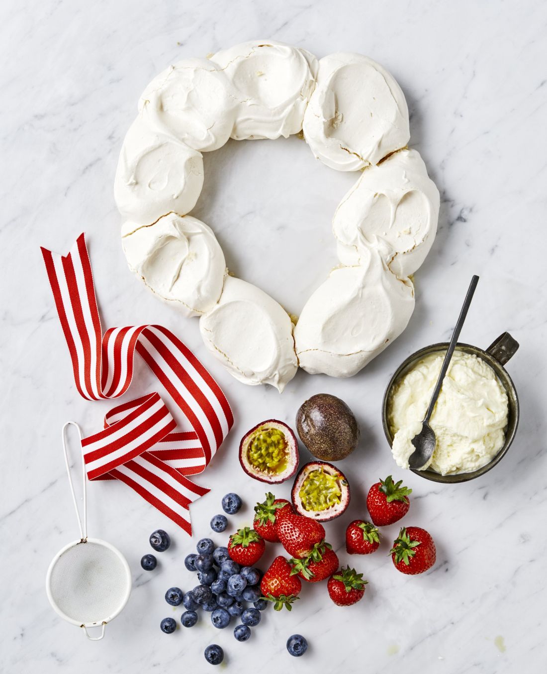 Pavlova Wreath Kit